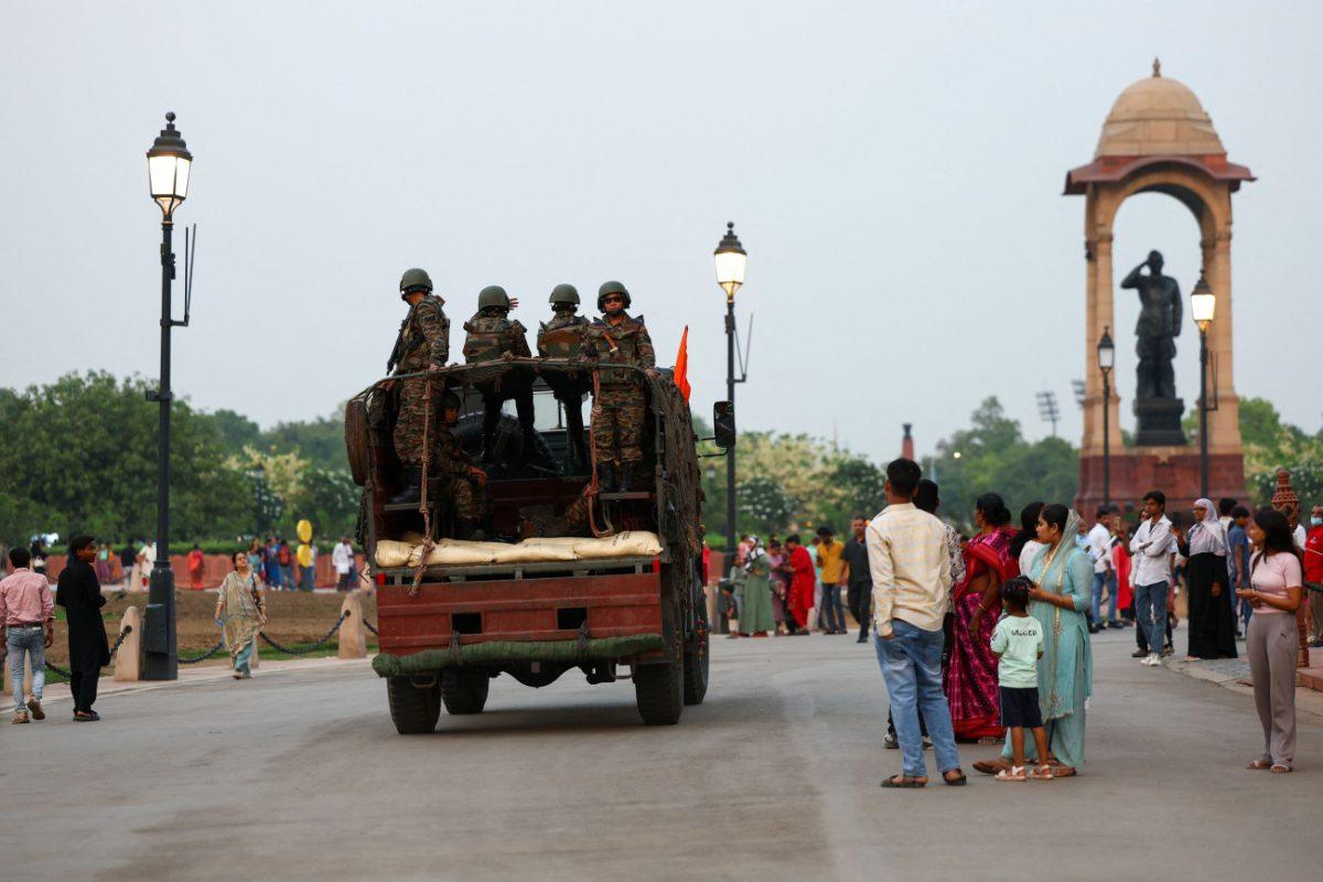 Η Ινδία και το Πακιστάν συμφώνησαν σε «πλήρη και άμεση κατάπαυση του ...